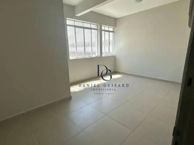 Conj. Comercial / Sala para Locação em Taubaté/SP Centro