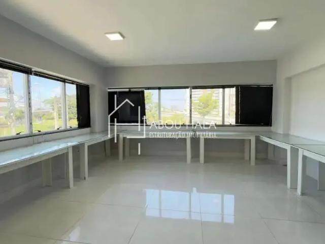 Conj. Comercial / Sala para Locação em Taubaté/SP Esplanada Independência