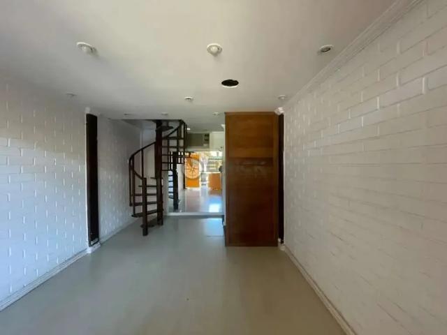 Conj. Comercial / Sala para Locação em Teresópolis/RJ Alto