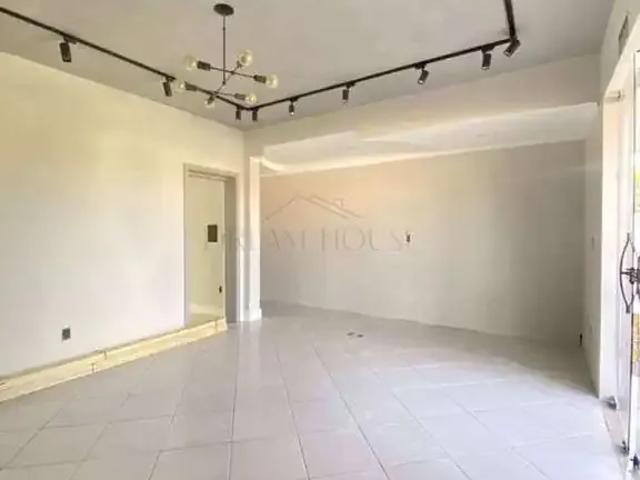 Conj. Comercial / Sala para Locação em Tijucas/SC Universitário