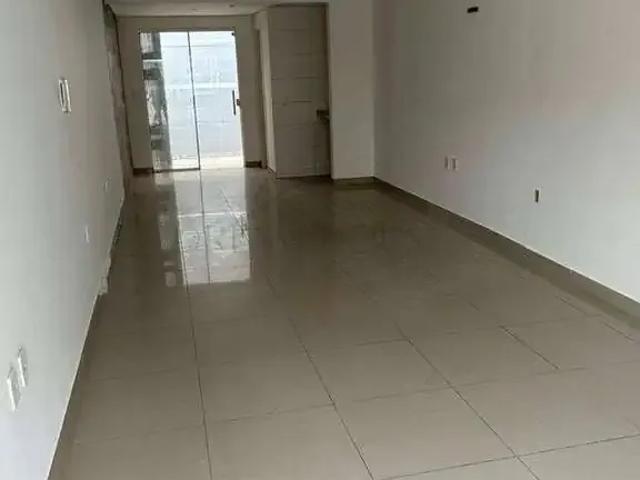 Conj. Comercial / Sala para Locação em Tijucas/SC Centro