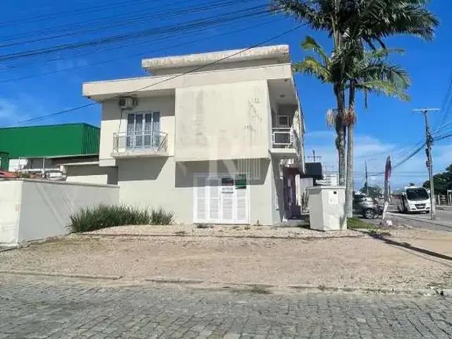 Conj. Comercial / Sala para Locação em Tijucas/SC Centro