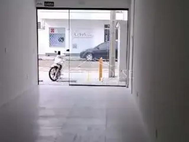 Conj. Comercial / Sala para Locação em Tijucas/SC Centro
