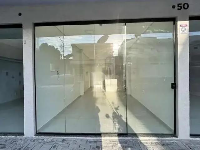 Conj. Comercial / Sala para Locação em Tijucas/SC Centro