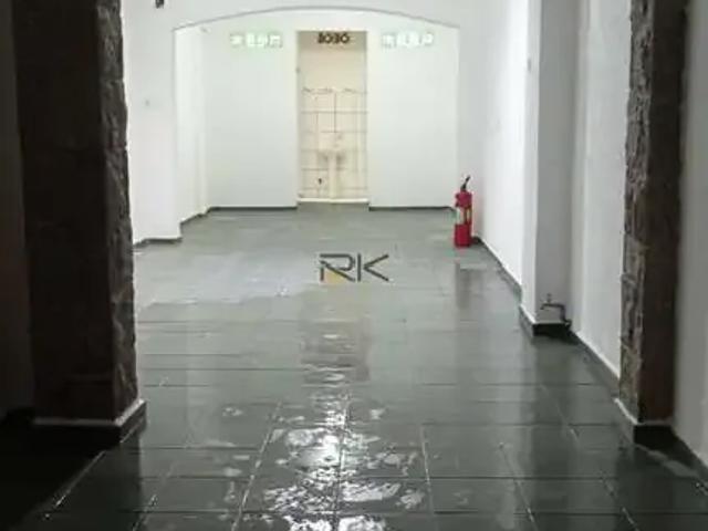 Conj. Comercial / Sala para Locação em Ubatuba/SP Centro