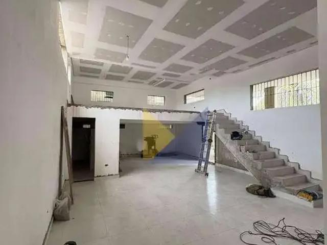 Conj. Comercial / Sala para Locação em Ubatuba/SP Estufa I