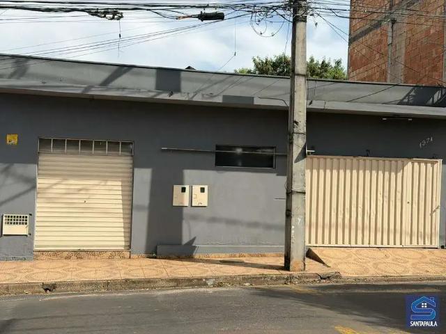 Conj. Comercial / Sala para Locação em Uberaba/MG Indianópolis 3 Quartos