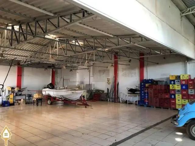 Conj. Comercial / Sala para Locação em Uberaba/MG Leblon