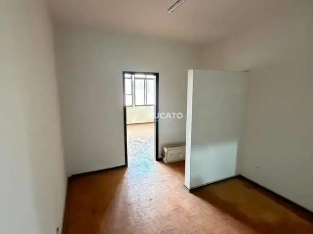 Conj. Comercial / Sala para Locação em Uberaba/MG Parque do Mirante