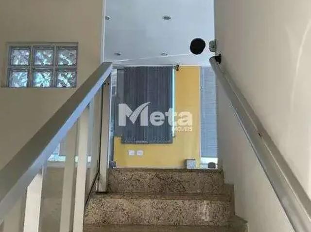 Conj. Comercial / Sala para Locação em Uberlândia/MG Umuarama