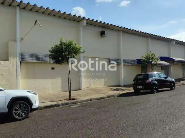 Conj. Comercial / Sala para Locação em Uberlândia/MG Brasil