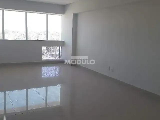 Conj. Comercial / Sala para Locação em Uberlândia/MG Brasil