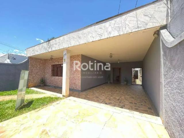Conj. Comercial / Sala para Locação em Uberlândia/MG Brasil