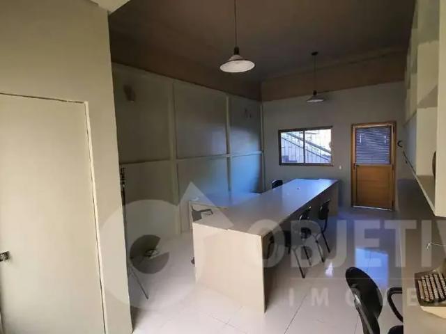 Conj. Comercial / Sala para Locação em Uberlândia/MG Brasil