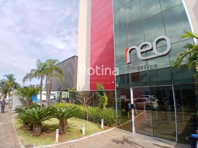 Conj. Comercial / Sala para Locação em Uberlândia/MG Brasil