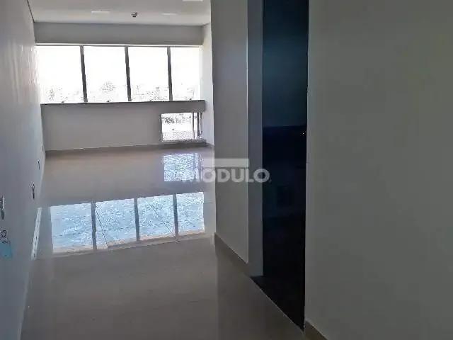 Conj. Comercial / Sala para Locação em Uberlândia/MG Brasil