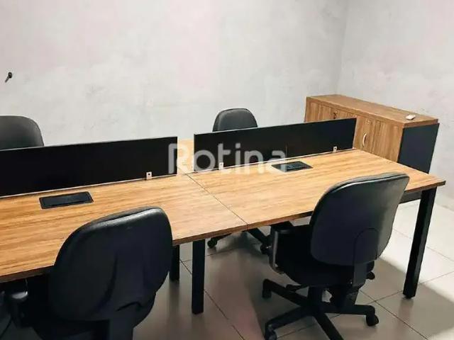 Conj. Comercial / Sala para Locação em Uberlândia/MG Cazeca