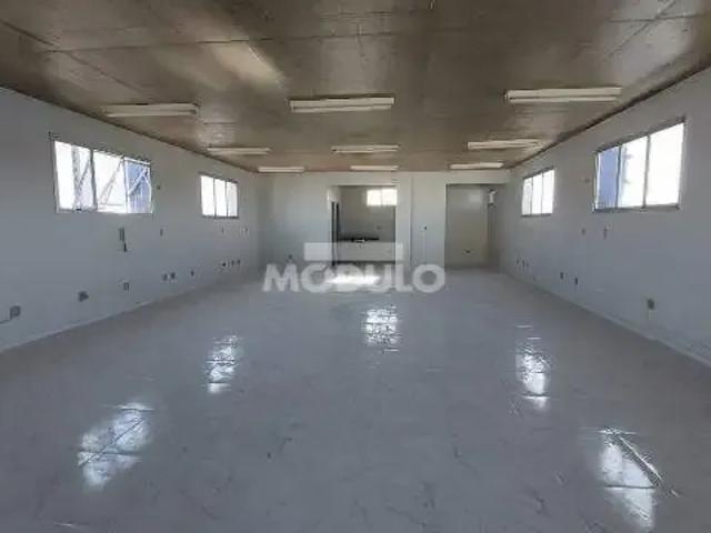 Conj. Comercial / Sala para Locação em Uberlândia/MG Centro