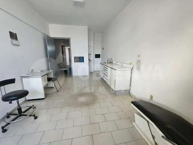 Conj. Comercial / Sala para Locação em Uberlândia/MG Centro