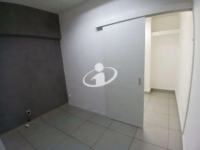 Conj. Comercial / Sala para Locação em Uberlândia/MG Centro