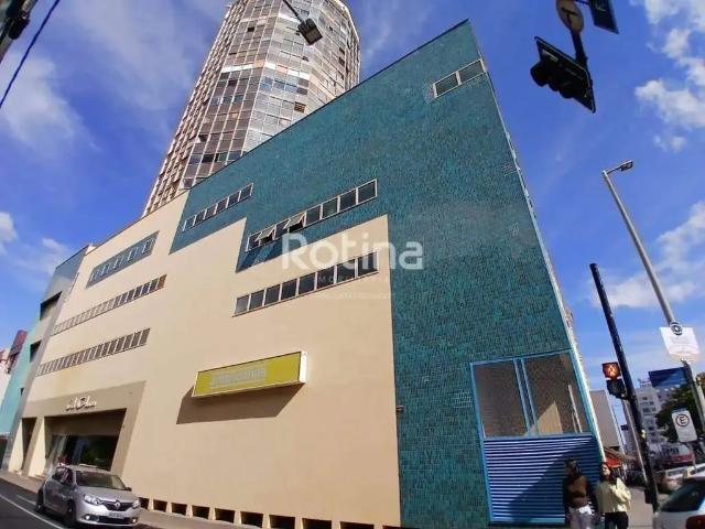 Conj. Comercial / Sala para Locação em Uberlândia/MG Centro