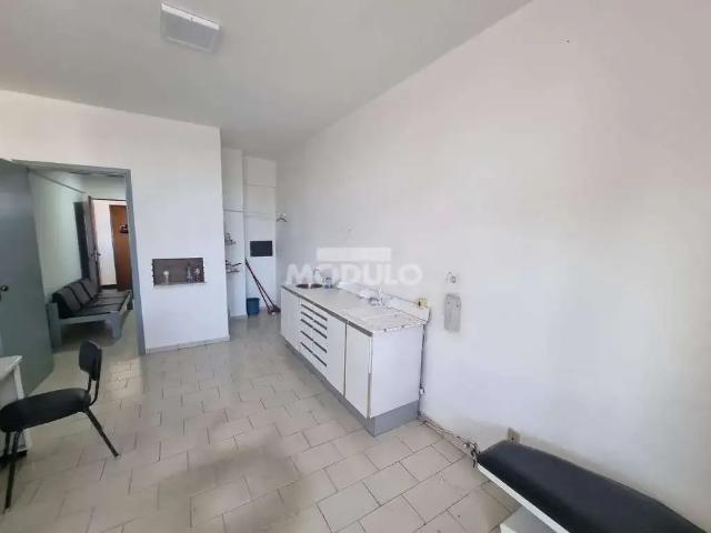 Conj. Comercial / Sala para Locação em Uberlândia/MG Centro
