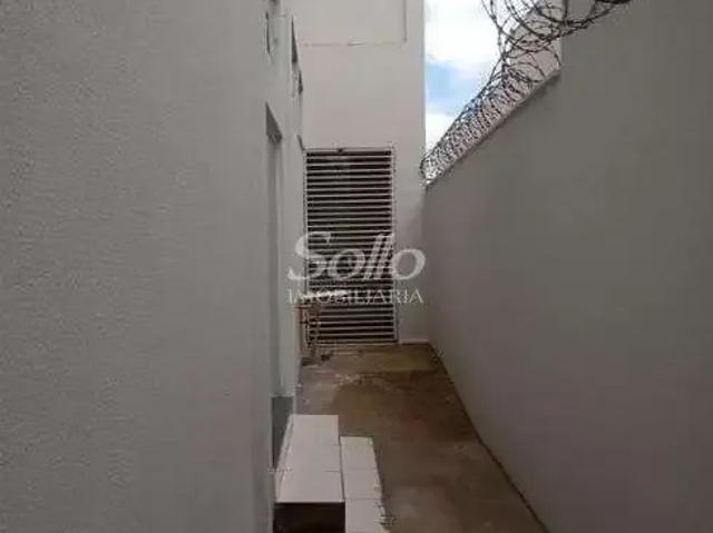 Conj. Comercial / Sala para Locação em Uberlândia/MG Granada