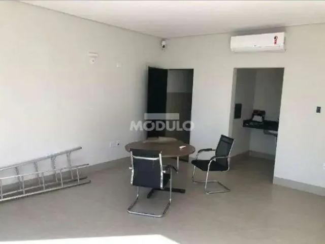 Conj. Comercial / Sala para Locação em Uberlândia/MG Granada