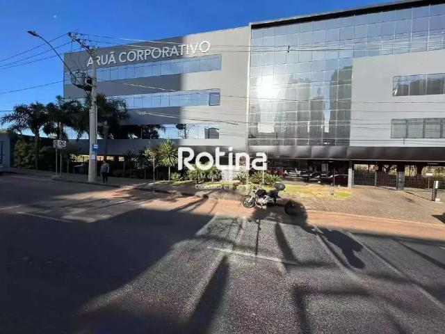 Conj. Comercial / Sala para Locação em Uberlândia/MG Jardim Karaíba