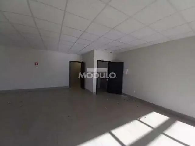 Conj. Comercial / Sala para Locação em Uberlândia/MG Jardim Karaíba