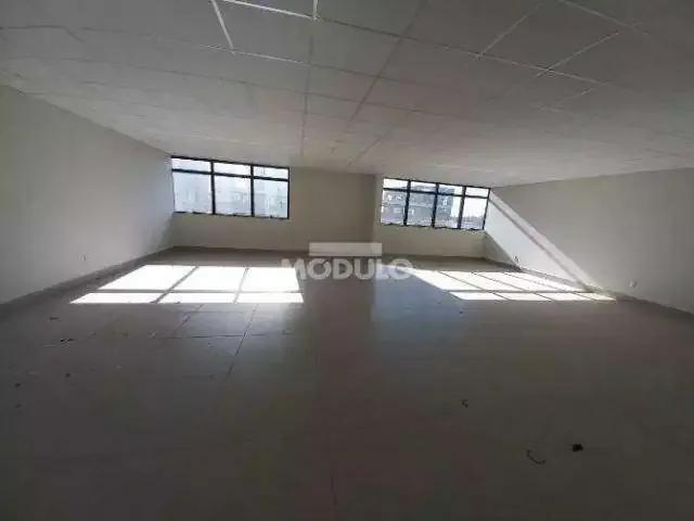 Conj. Comercial / Sala para Locação em Uberlândia/MG Jardim Karaíba