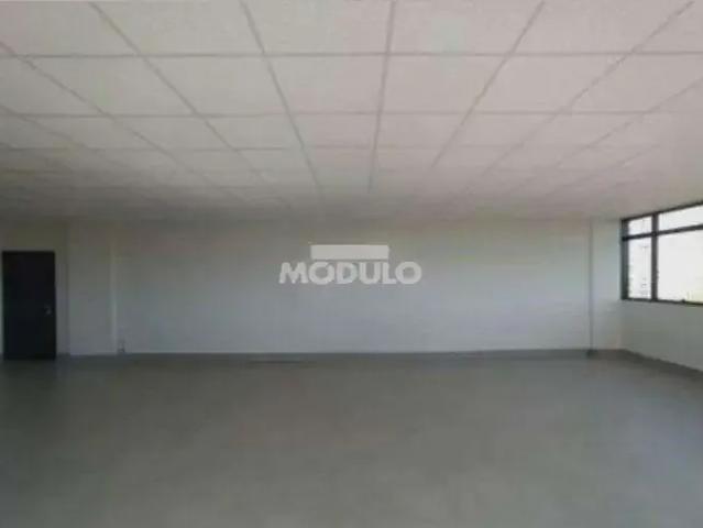 Conj. Comercial / Sala para Locação em Uberlândia/MG Jardim Karaíba