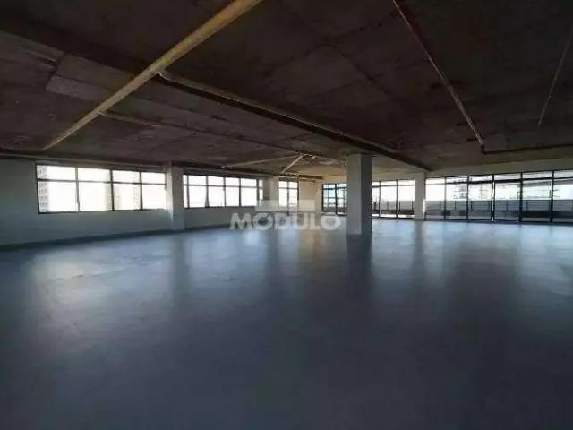 Conj. Comercial / Sala para Locação em Uberlândia/MG Jardim Karaíba