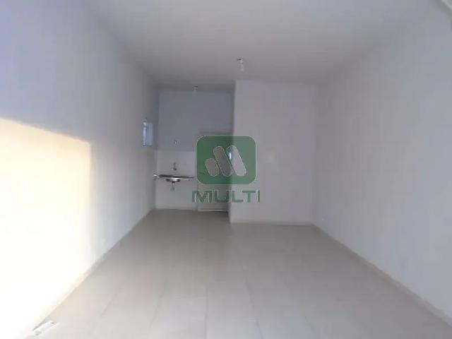 Conj. Comercial / Sala para Locação em Uberlândia/MG Mansour 1 Quartos