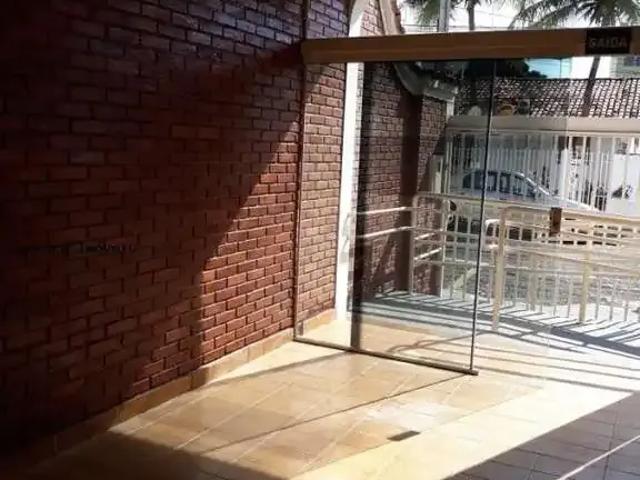 Conj. Comercial / Sala para Locação em Uberlândia/MG Nossa Senhora Aparecida 3 Quartos