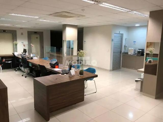 Conj. Comercial / Sala para Locação em Uberlândia/MG Osvaldo Rezende