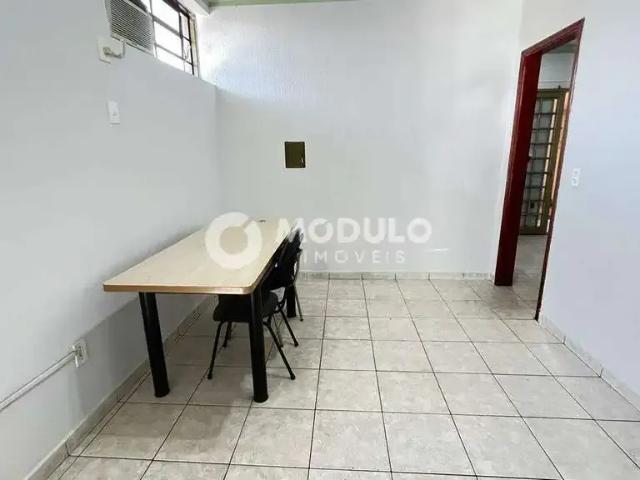 Conj. Comercial / Sala para Locação em Uberlândia/MG Santa Mônica