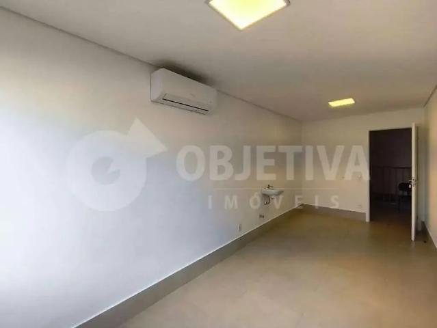 Conj. Comercial / Sala para Locação em Uberlândia/MG Santa Mônica