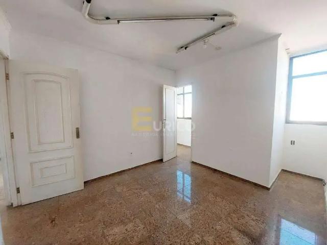 Conj. Comercial / Sala para Locação em Valinhos/SP Centro