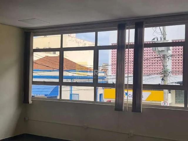 Conj. Comercial / Sala para Locação em Valinhos/SP Centro
