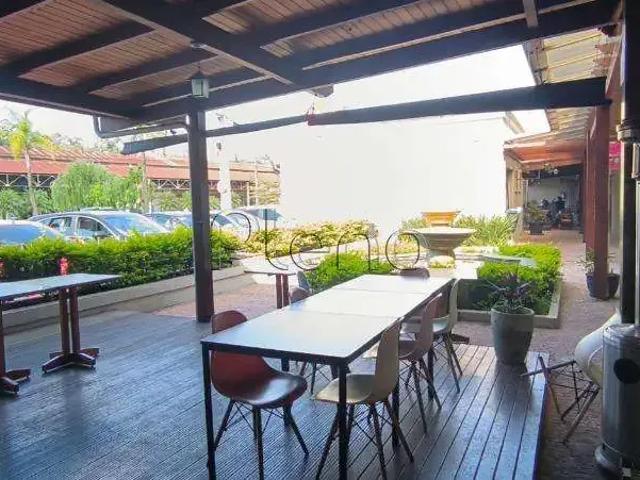 Conj. Comercial / Sala para Locação em Valinhos/SP Centro