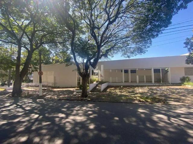 Conj. Comercial / Sala para Locação em Valinhos/SP Centro