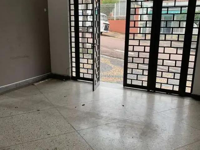 Conj. Comercial / Sala para Locação em Valinhos/SP Jardim Ribeiro