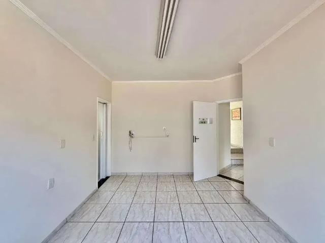 Conj. Comercial / Sala para Locação em Valinhos/SP Vila Clayton