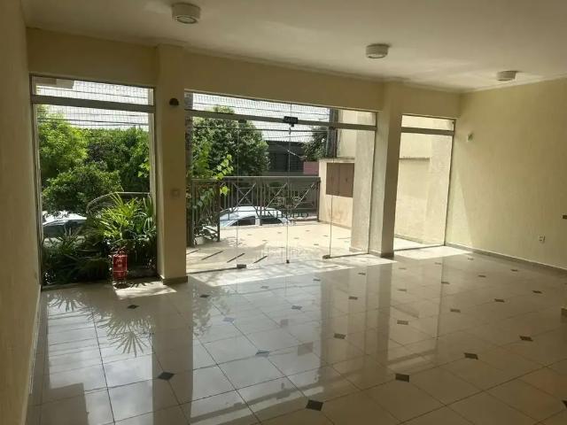 Conj. Comercial / Sala para Locação em Vinhedo/SP Centro