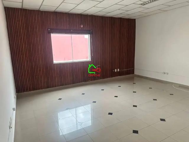 Conj. Comercial / Sala para Locação em Vinhedo/SP Centro
