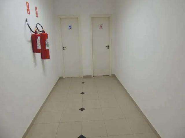 Conj. Comercial / Sala para Locação em Vinhedo/SP Centro