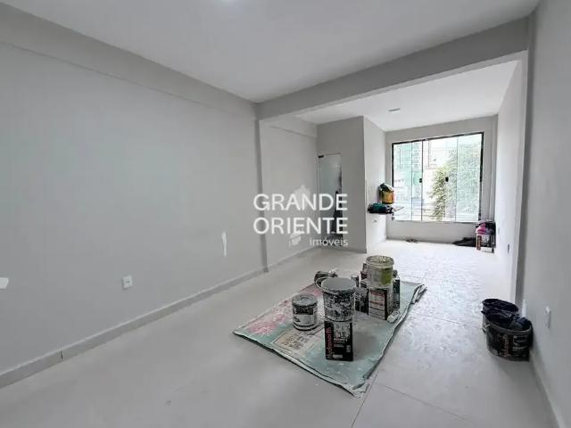 Conj. Comercial / Sala para Locação em Volta Redonda/RJ Aterrado