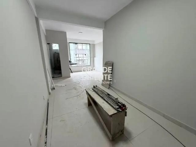 Conj. Comercial / Sala para Locação em Volta Redonda/RJ Aterrado