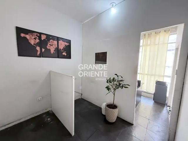 Conj. Comercial / Sala para Locação em Volta Redonda/RJ Centro